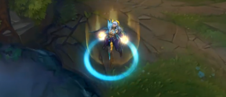 Dawnbringer Riven Chroma skin - League of Legends skin